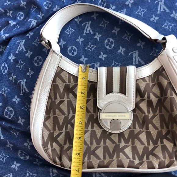 Michael Kors | Bags | Michael Kors Logo Bag | Poshmark